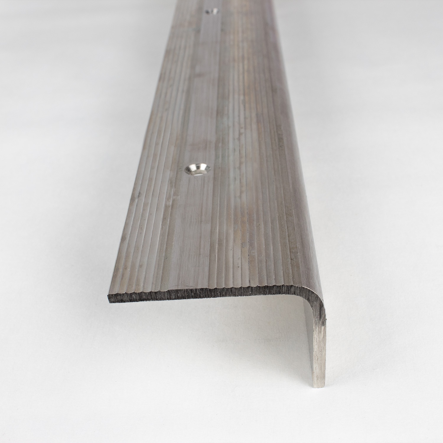 Auer | Treppenkanten- & Winkelprofil Lynbrook | Rutschhemmend R10 DIN ...